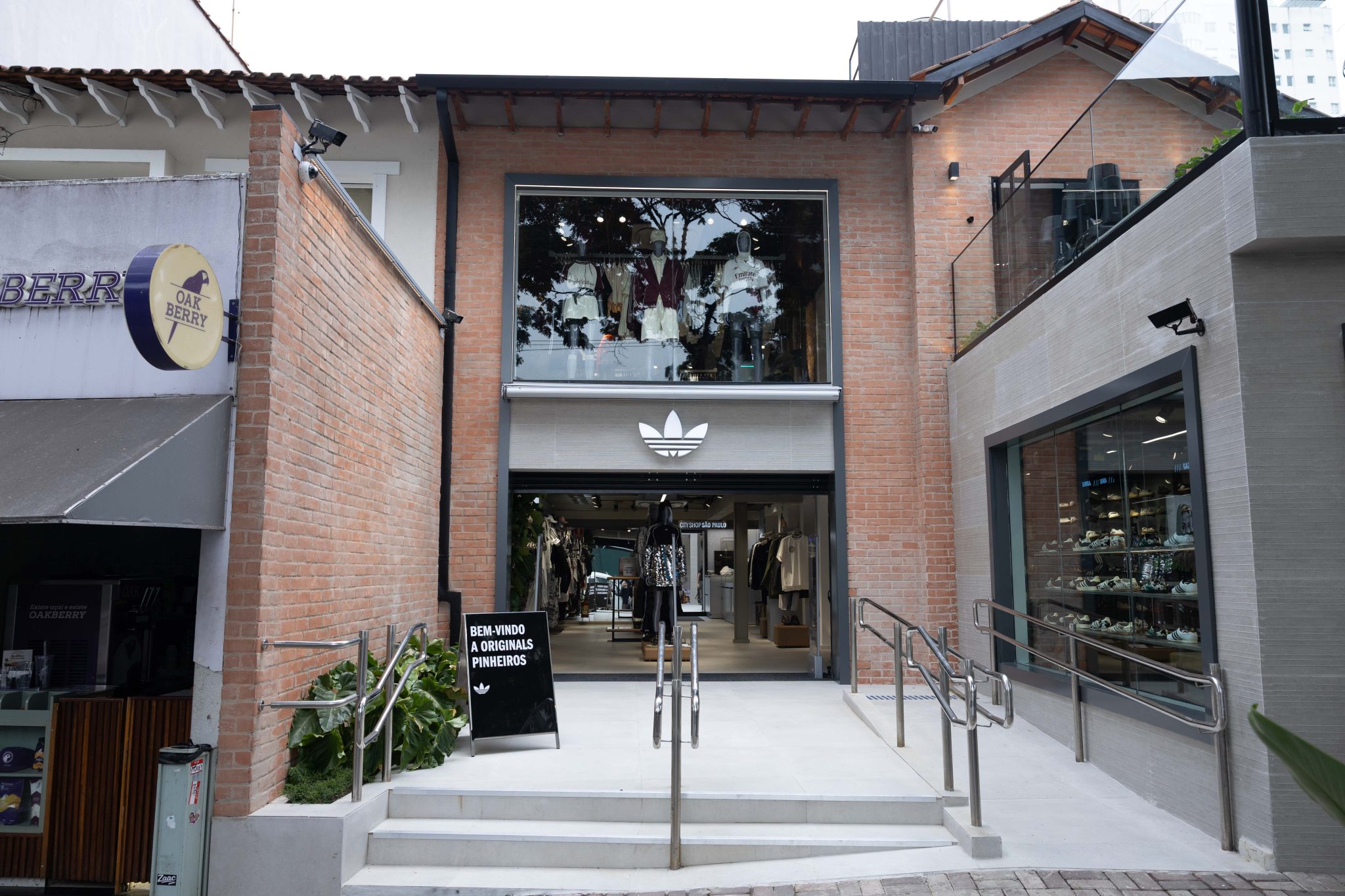 adidas Inaugura Sua Primeira Flagship Originals No Brasil | SneakersBR ...